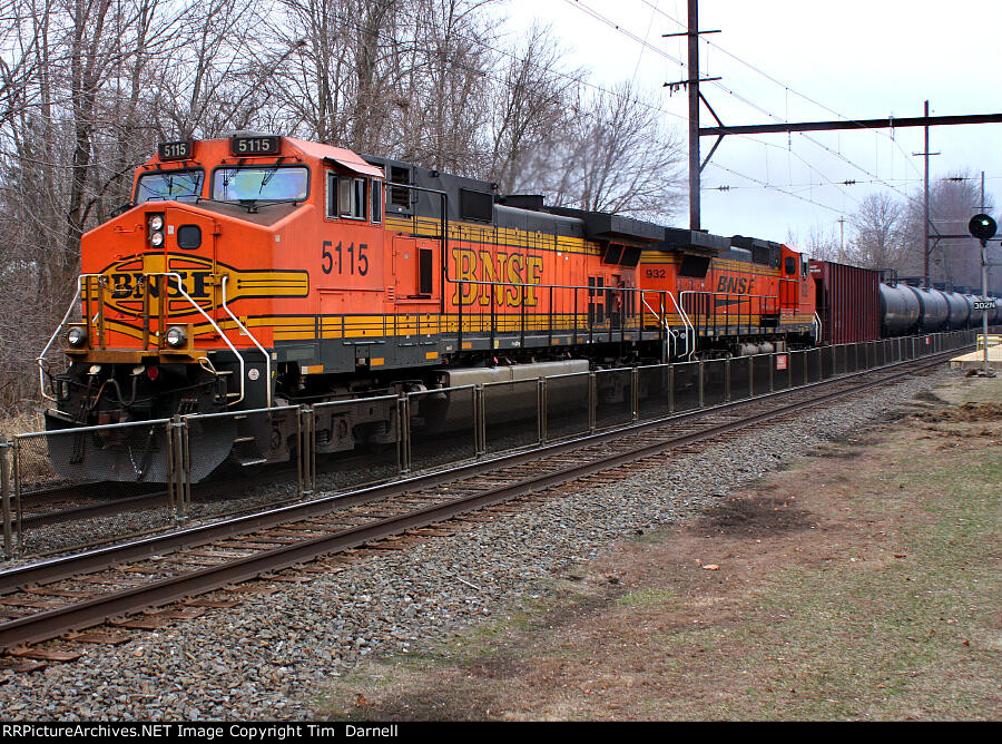 BNSF 5115